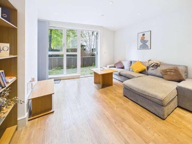Queensland Road, London, N7