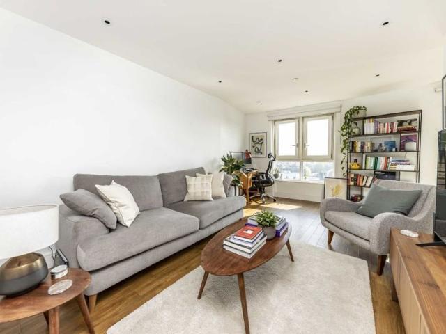 Queensland Road, N7, London
