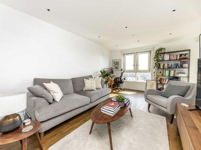 Queensland Road, Queensland Road N7, 1 bed flat to rent, £2,350 pcm | PrimeLocation