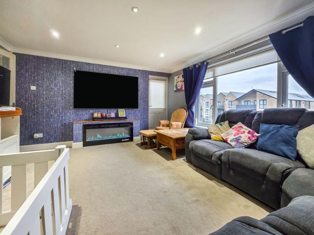 Queensmead Road Loudwater, High Wycombe