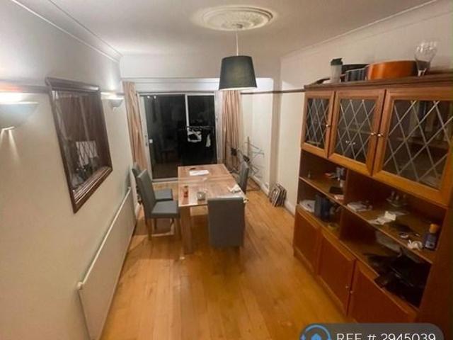 Quemerford Road, London, N7 4 bed terraced house to rent £4,500 pcm £1,038 pw