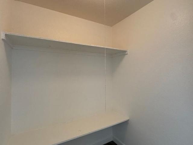 Qui221 1 Bedroom Apartment for Rent at 221 Quincy St, Lincoln Village, CA 95207 Lakeview