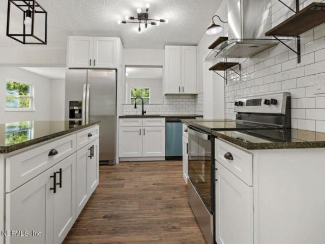 Quite neighborhood cozy Home SHARED LIVING