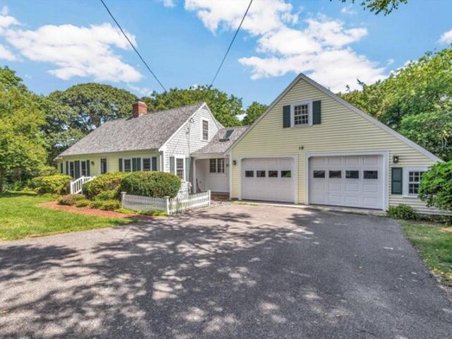 Quivet Dr, Dennis, Home For Sale