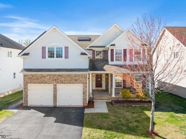 Quick Ct, Franklin Twp, Home For Sale