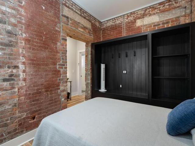 Quick I 70/I 71 Access | Updated Modern Home Near Downtown