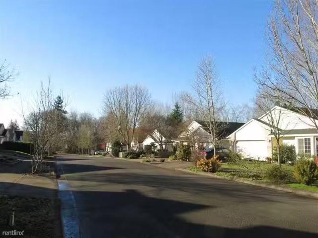 Quick Move In Ranch Style Home 21138 SW Houston Dr