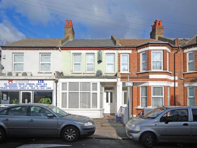 Quicks Road, Wimbledon, London, SW19 4 bed terraced house to rent £3,000 pcm £692 pw