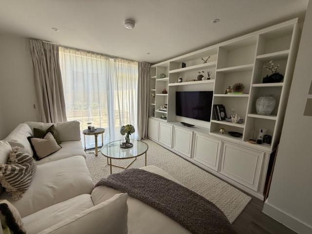 Quiet 1 Bed Flat with Beautiful Patio