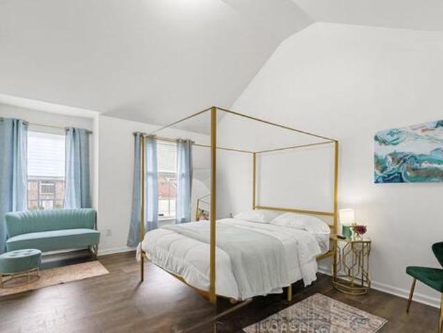 Quiet Upscale Spacious Suburban Home