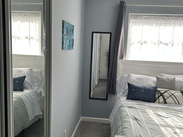 Quiet comfortable room in house