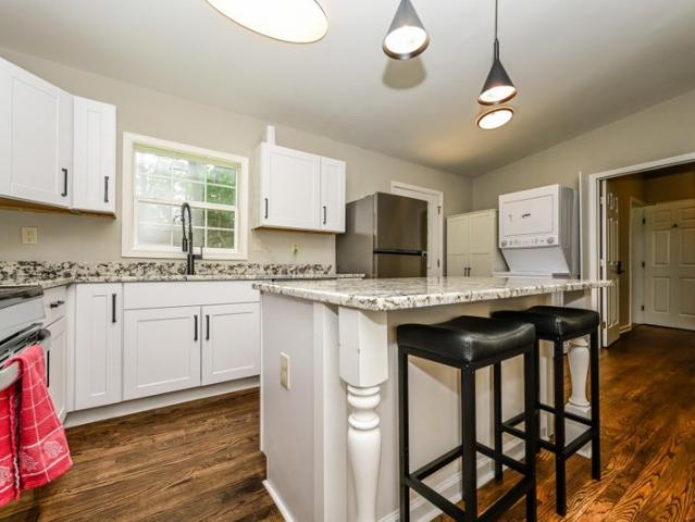 Quiet, Fully Renovated, Decatur Home