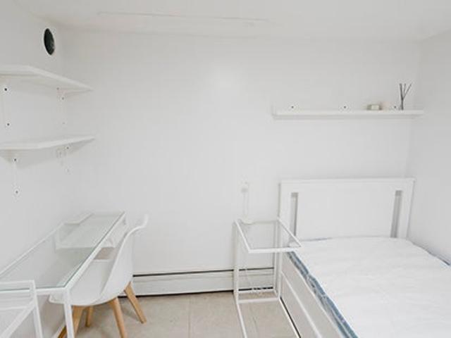 Quiet Furnished Room Utilities Included!