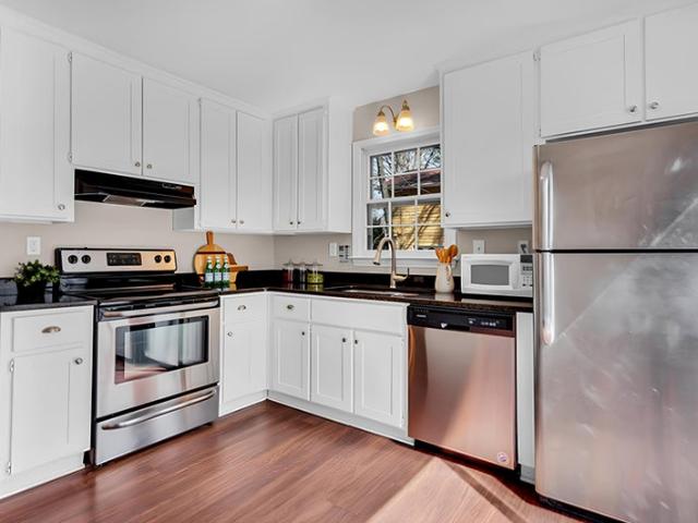 QUIET HOUSE in Acworth! Private & Clean!