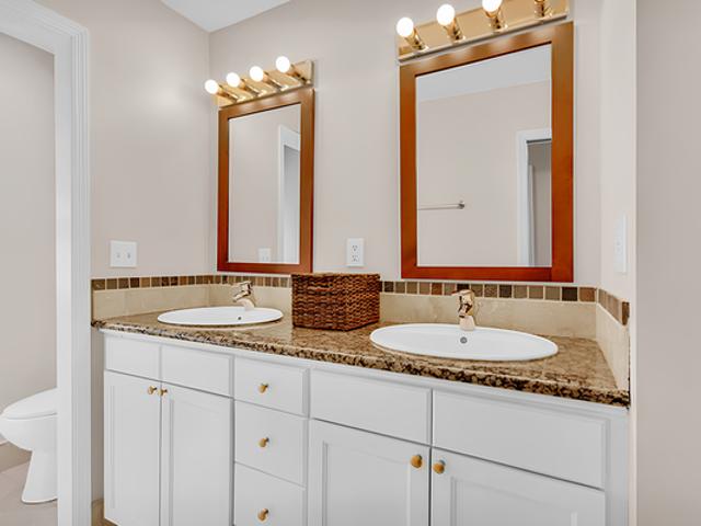 QUIET HOUSE in Acworth! Private & Clean!