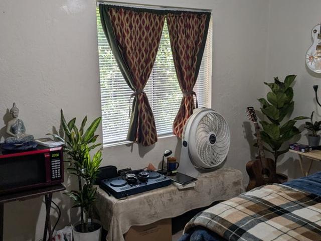 Quiet House Share for Male
