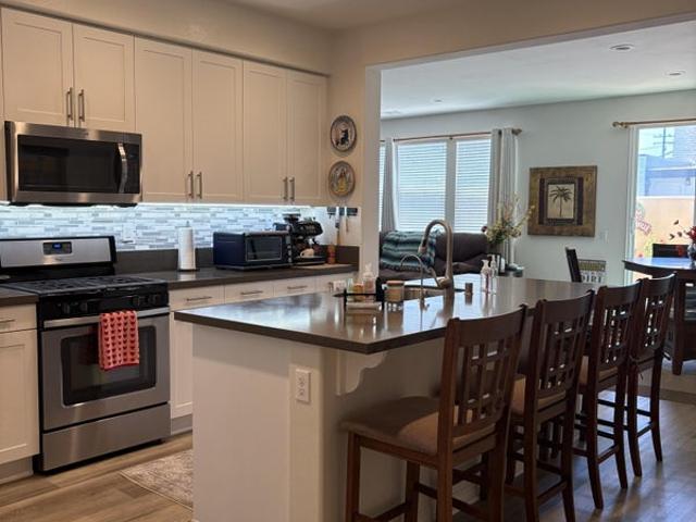 Quiet immaculate 1 bdrm + private bath + much more