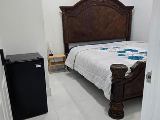 Quiet Miami Retreat Renovated • Affordable • Parking • Near Everything