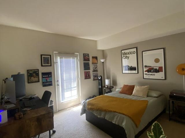 Quiet peaceful room for rent