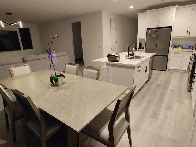 Quiet, private, and fully furnished room