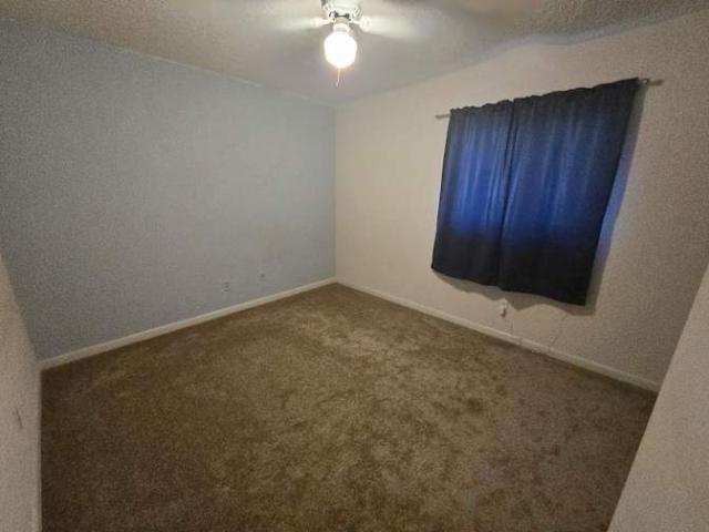 Quiet Private Room Utilities & WiFi Included