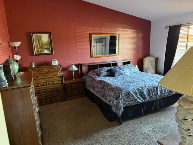 QUIET ROOM FOR RENT