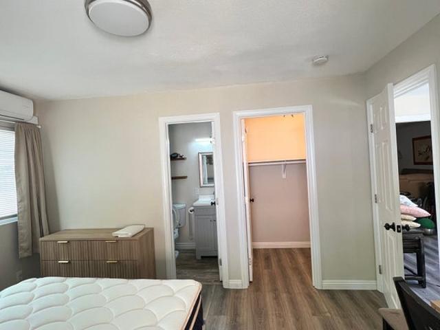 Quiet room for rent