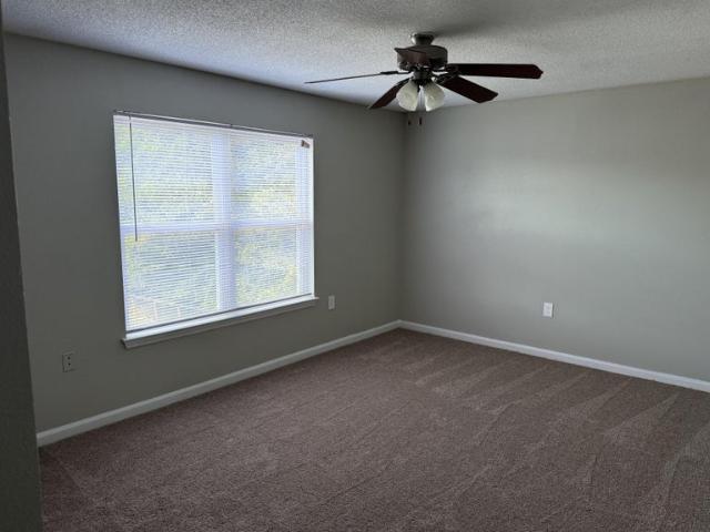 Quiet Room – Home to yourself on weekends