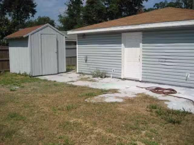 Quiet street, just renovated with new kitchen 4606 Wood Ave #NA