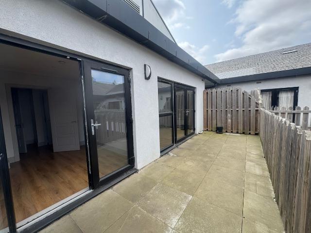 Quilters Way, Stoke Mandeville, Aylesbury HP22, 1 bed flat to rent, £1,025 pcm | PrimeLocation