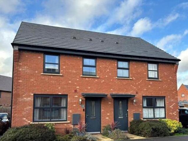 Quince Avenue, Swindon, 3 Bedroom Semi detached