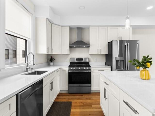 Quincy Ave Unit B, Quincy, Condo For Sale