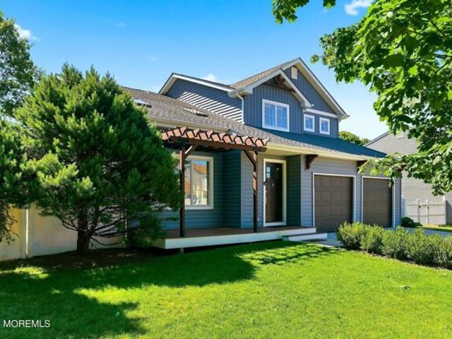 Quincy Dr, Brick, Home For Sale