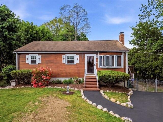 Quincy St, Holbrook, Home For Sale