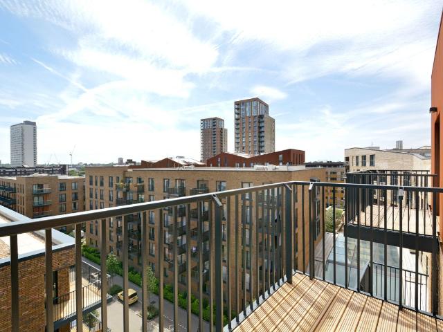 Quinton Court, Marine Wharf, London SE16, 1 bed flat to rent, £2,000 pcm | PrimeLocation
