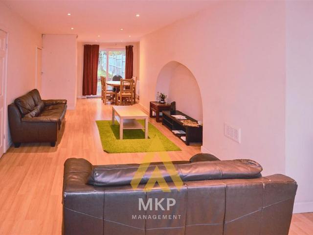 Quinton Road, Harborne, Birmingham B17 3 bed terraced house to rent £1,287 pcm £297 pw