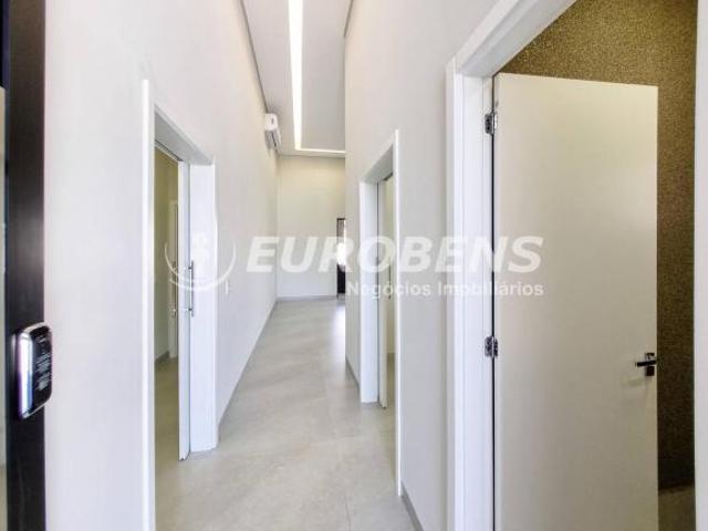 Quinta do Lago 2 Casa nova com 3 suítes, quintal amplo e toda climatizada