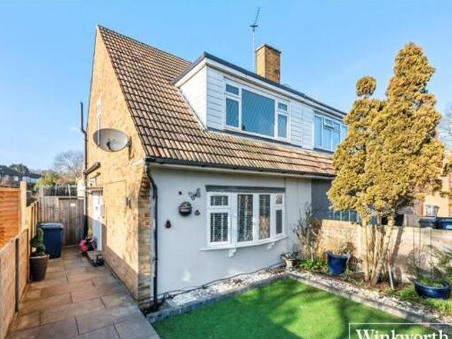 Quinta Drive, Barnet, 3 Bedroom Semi detached