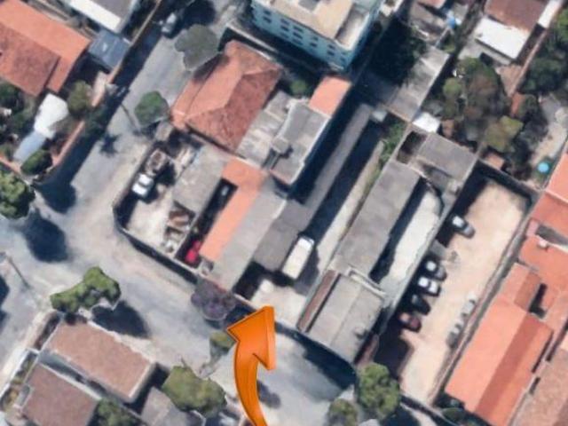 Quintal Mineiro Imóveis vende terreno no Esplanada