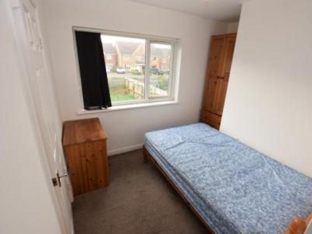 R3 Friars Avenue, Far Cotton, Northampton, NN4