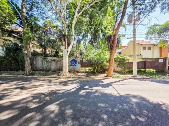 R7 Imobiliária Vende Terreno no Alto da Boa Vista Osasco com 1312m²