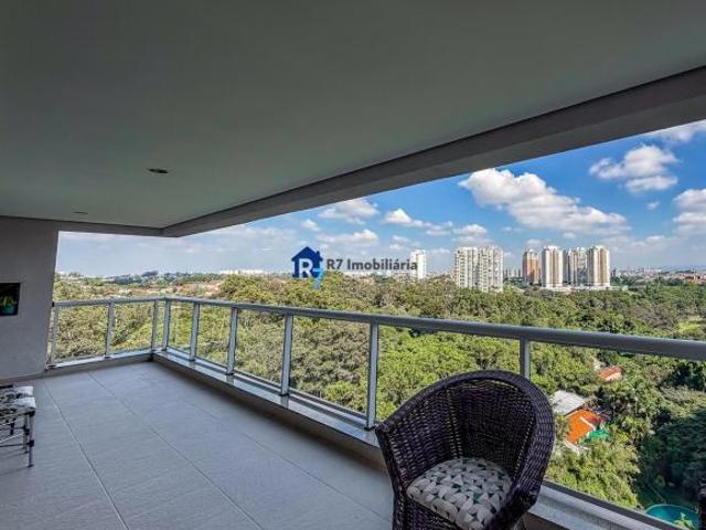 R7 Imobiliária Vende Apartamento na Vila São Francisco com 4 dormitórios sendo 3
