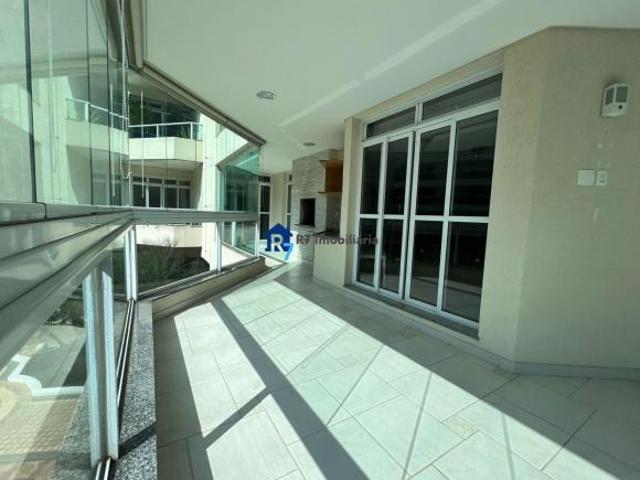 R7 Imobiliária Vende Apartamento no Edifício Residencial São Francisco