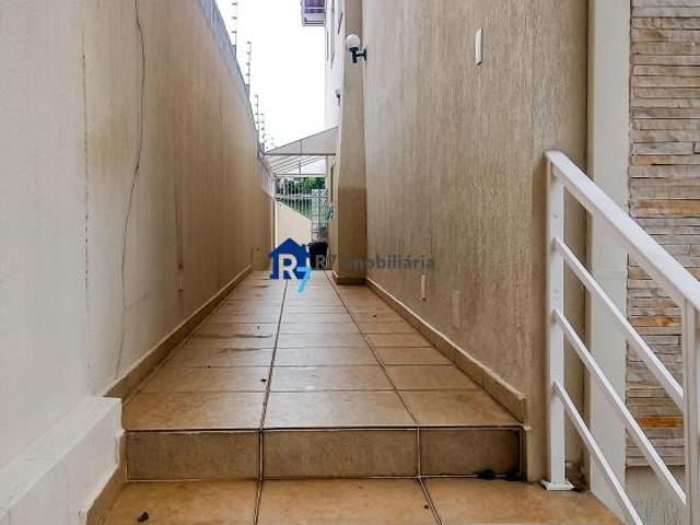 R7 Imobiliária Vende sobrado no Adalgisa Osasco com 05 suítes