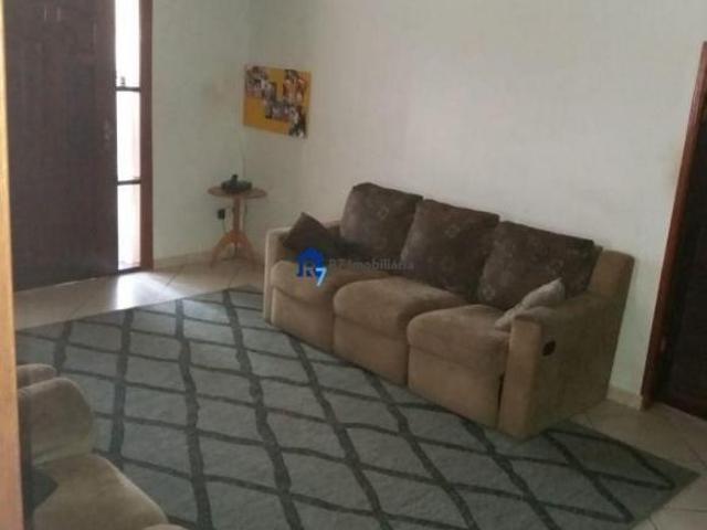 R7 Imobiliária Vende Sobrado no Bussocaba Osasco com 3 dormitórios