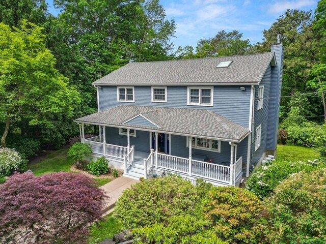 R Magnolia Ave, Gloucester, Home For Sale
