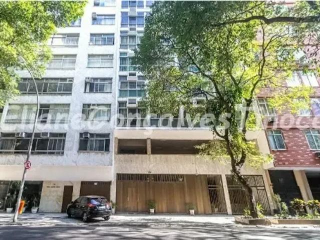 R. miguel lemos, 156 m², excelente planta, 3 quartos, todo com armários