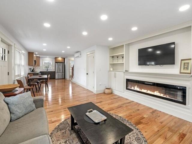 R Neptune Pl Unit,gloucester, Home For Sale