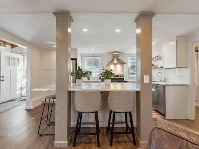 R North St Unit A, Plymouth, Condo For Sale