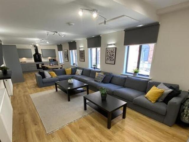 R @ Attenborough House, Beeston, 1 Bedroom House